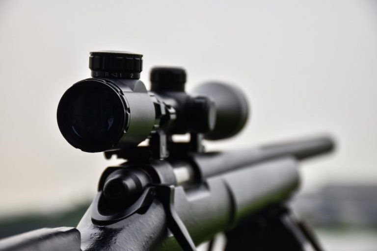 What Rifle Scopes Are Made in the USA? - Hold Right Edge