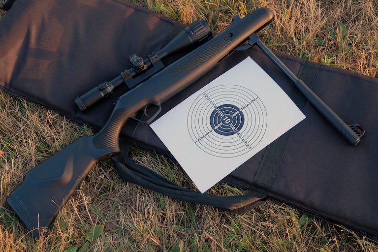 Best AR 15 Soft Case Reviews & Comparisons - Hold Right Edge
